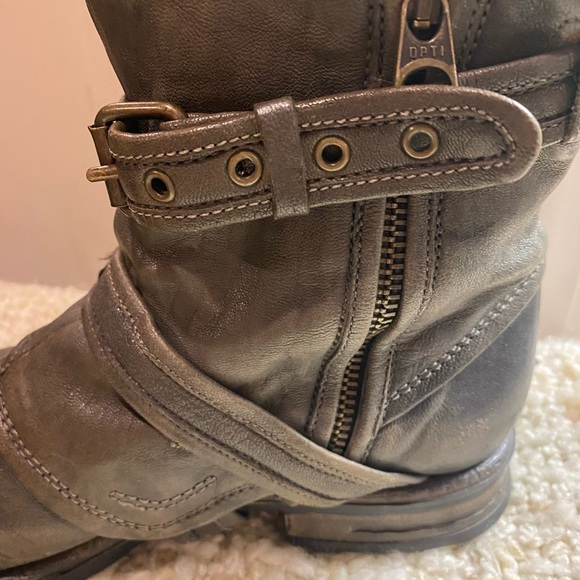 UGG | Shoes | Ugg Moto Boots | Poshmark
